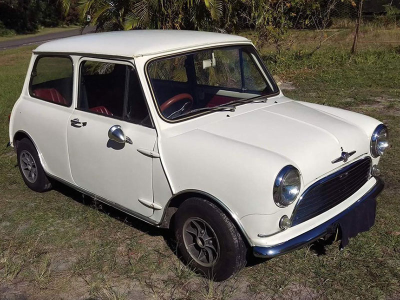 1967 Morris Mini Deluxe – Today’s Micro Tempter