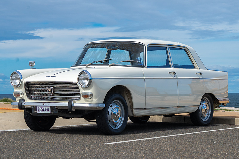 Peugeot 404 review