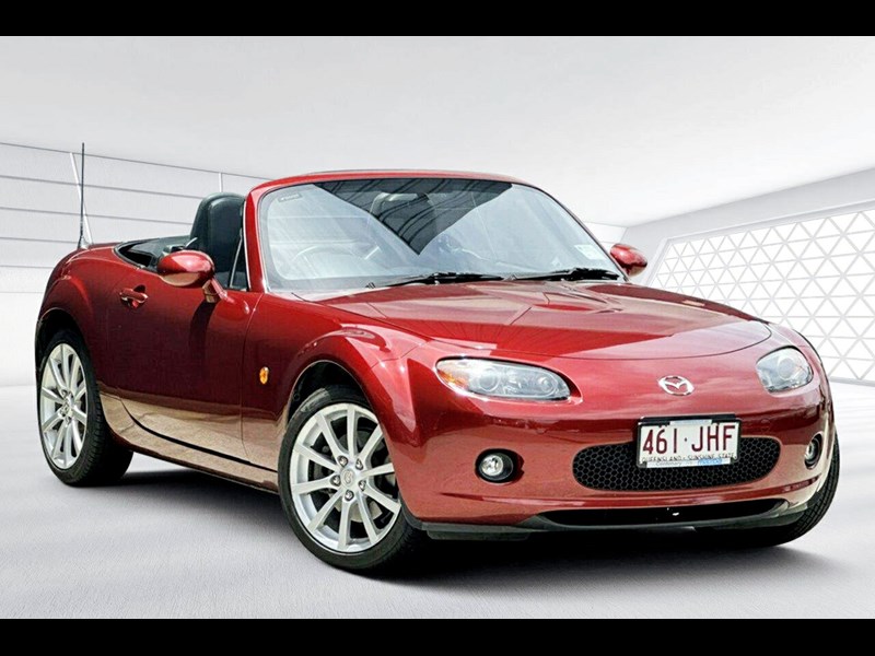 2005 Mazda MX-5 - today's tempter