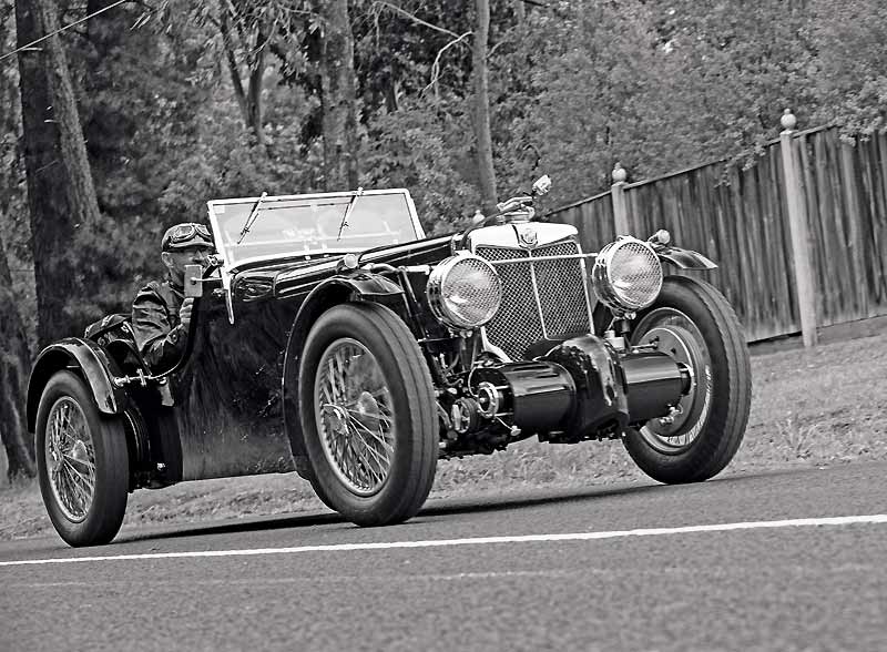 1933 MG K3 Magnette recreation: Past Blast