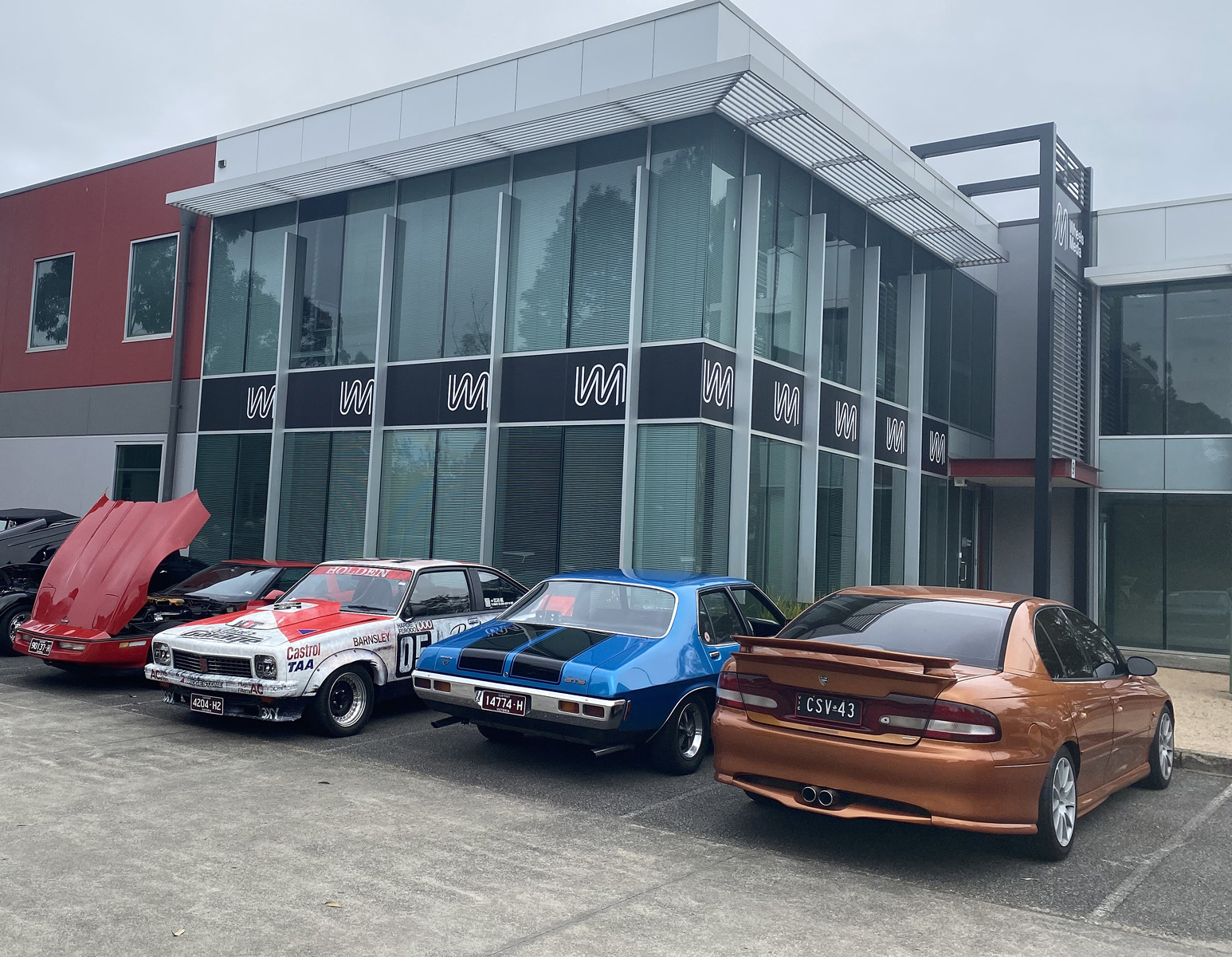 Unique Cars & Coffee 2022 - gallery 5
