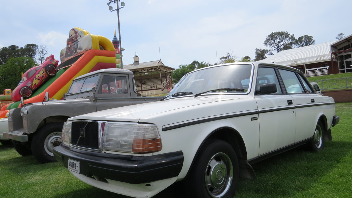 Northern Gal pop-up car show - gallery
