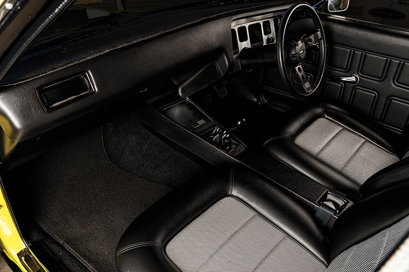 Ivan & Suzanne Lynch's 1972 Holden HQ SS