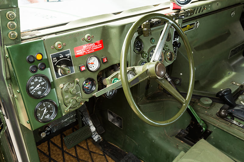 Allan Moffat's Humvee Review
