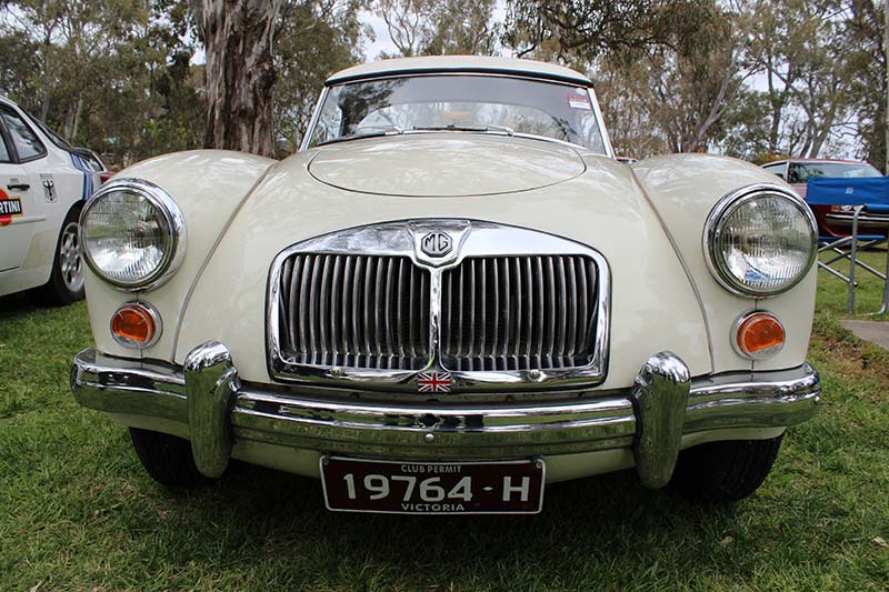 1961 MGA - Reader Resto