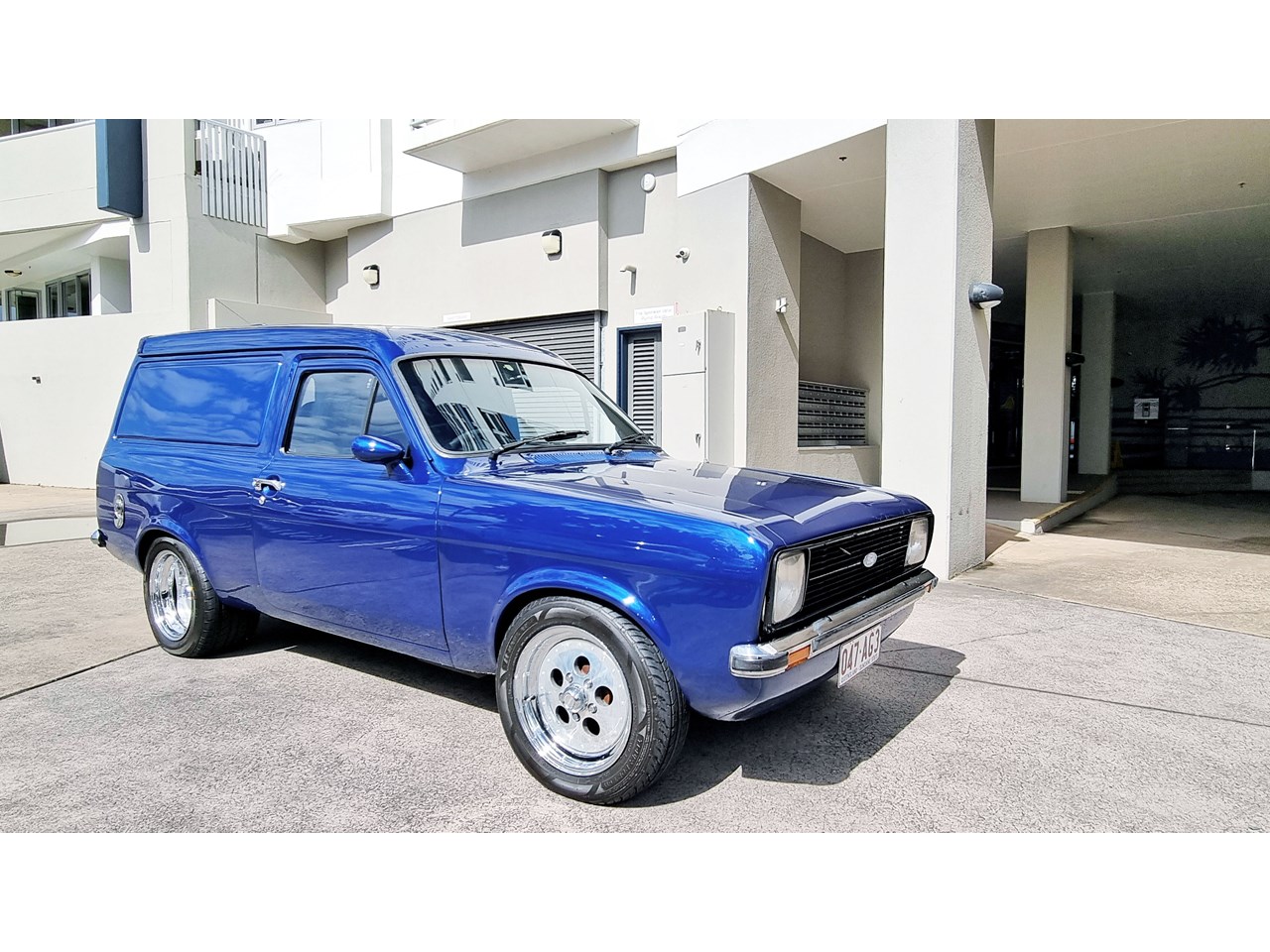 1980 Ford Escort V8 – today's tempter - Trade Unique Cars