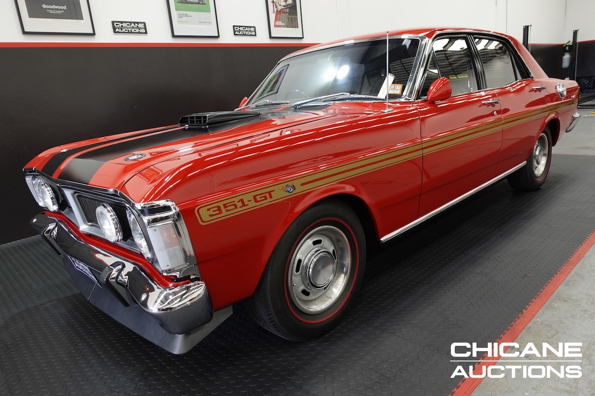 1970 Ford Falcon XY GT coming in Chicane May action - Trade Unique Cars