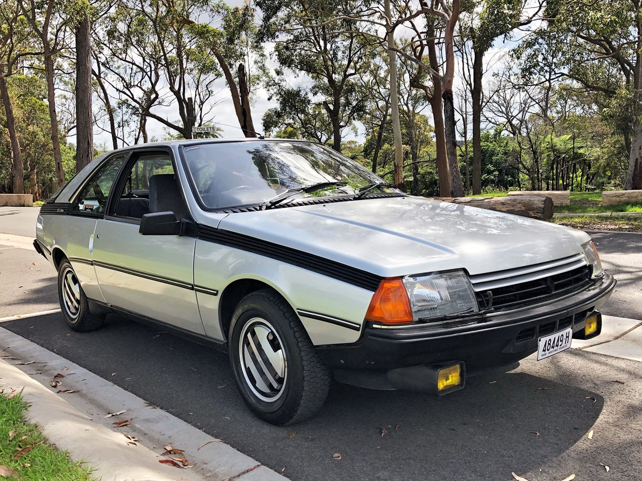 1984 Renault Fuego GTX – today's tempter - Trade Unique Cars