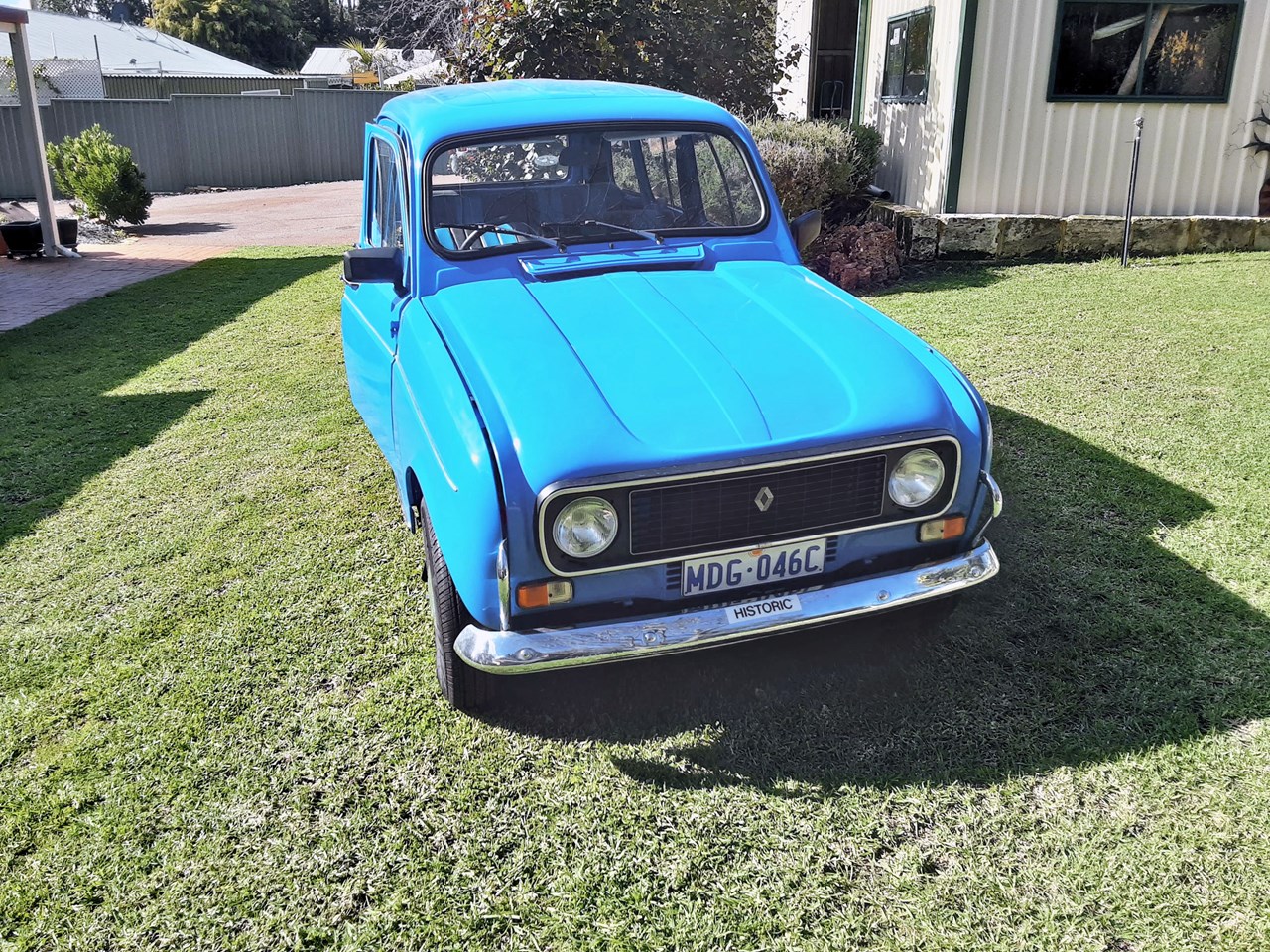 1964 Renault R4 – today's tempter - Trade Unique Cars