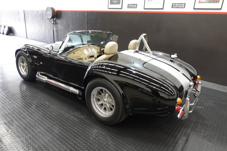 Chicane Auctions - "Melbourne's premium classic car auction showroom ...